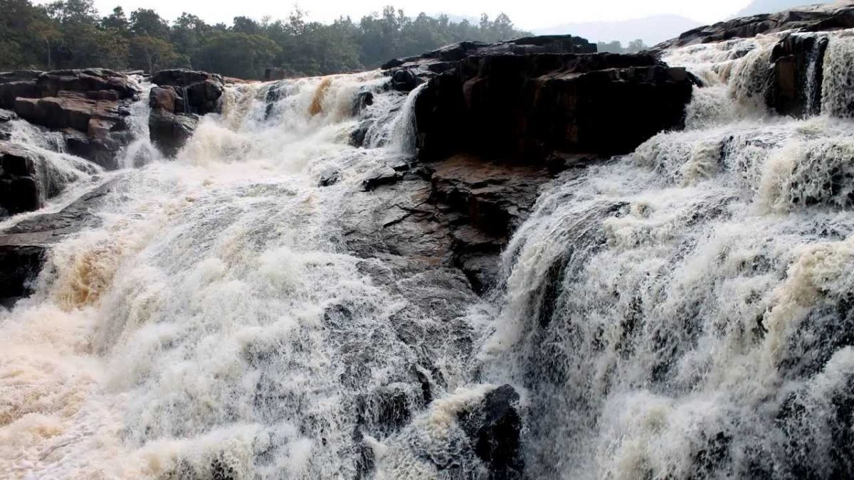 Putudi Waterfall | Daringbadi Hotel | Daringbadi Resorts / Cottage